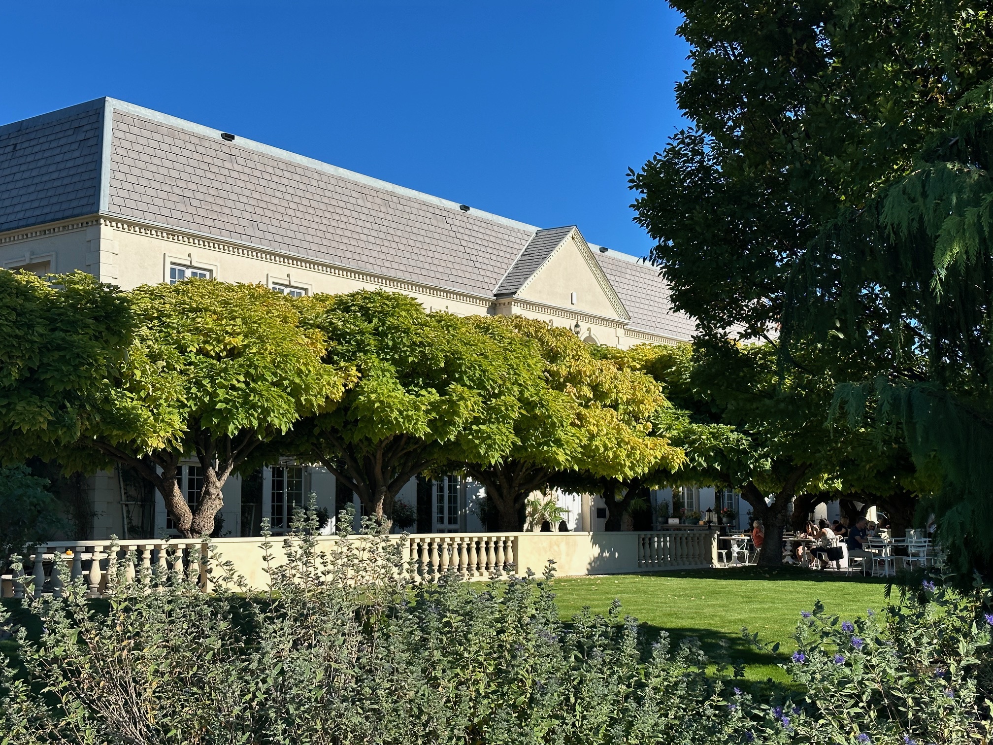 Hedges Family Estate: Perfect Harmony - Advinetures.ca